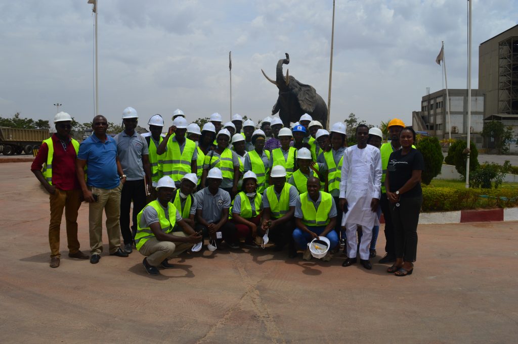 LES ÉLÈVES MAGISTRATS A CIMFASO et A CIM METAL - CIMMETALGROUP